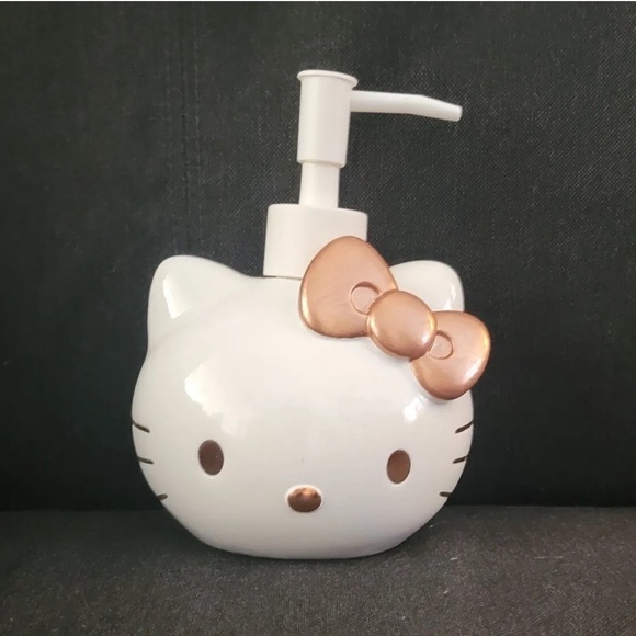 Hello Kitty | Bath | Hello Kitty Soap Pump Dispenser Bronze Bow | Poshmark